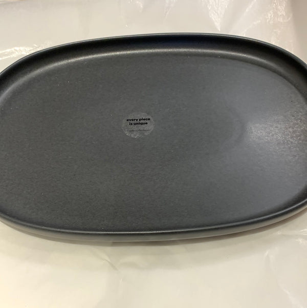 Uno Oval Platter – Penna & Co.